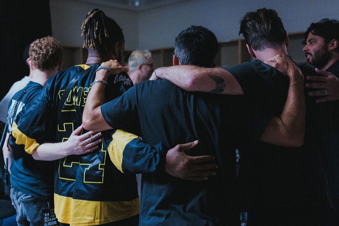 Brandon Lake & Phil Wickham Present: For the One - Fathom Entertainment